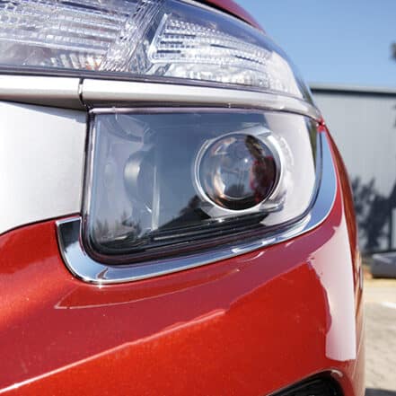 HEAD LAMP GARNISH - Kia Parts & Accessories